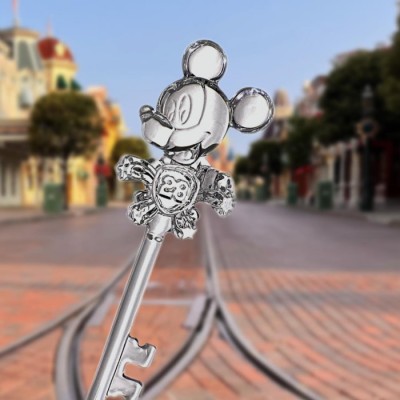 Disney Mickey Mouse Glass Key, by Arribas and Disneyland Original