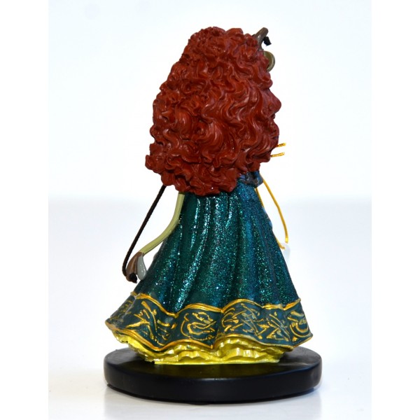 Merida figurine, Disneyland Paris